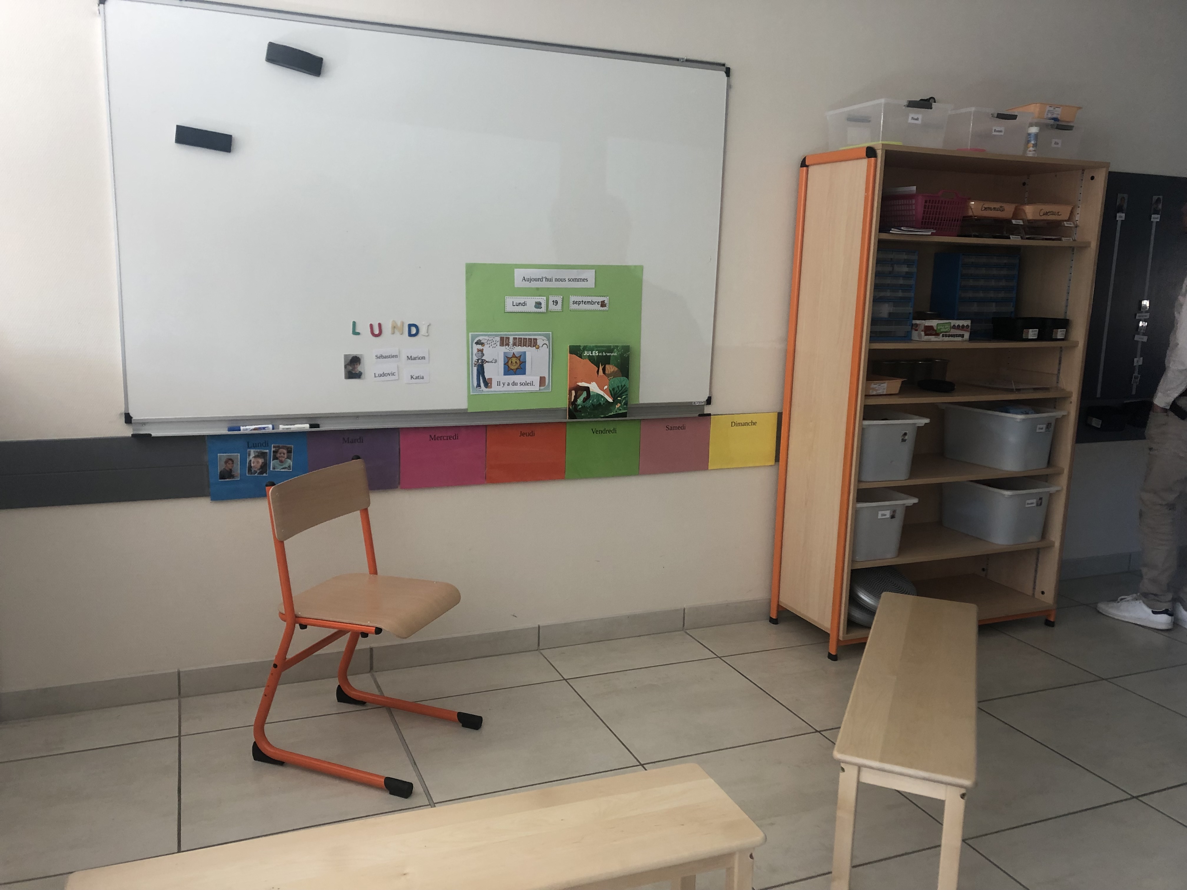 Inauguration officielle de l'unité d'enseignement élémentaire autisme ...